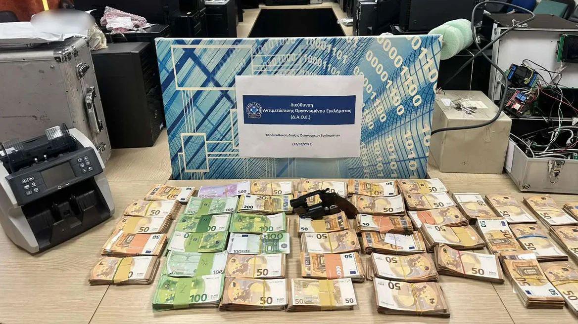 Η ανακοίνωση της ΕΛΑΣ για το κύκλωμα με τις «πειραγμένες» αντλίες - Κατασχέθηκαν υπολογιστές ...